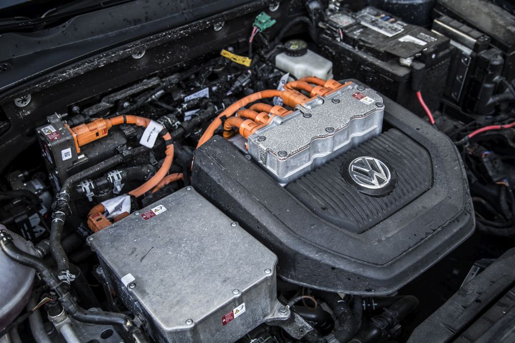 Test drive comparativ BMW i3 vs VW e-Golf - AutoExpert