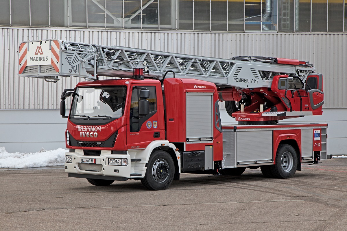 România are flotă modernă. 80 de autoscări de pompieri vin din Germania ...