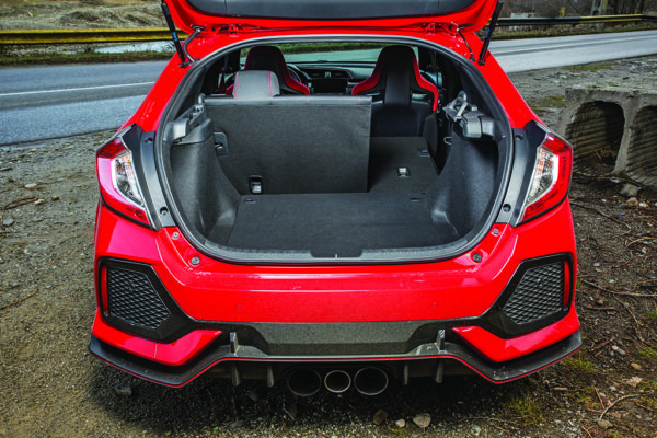 Civic Type R - generația a 5-a, FK8. Test drive cu hot-hatchul Honda