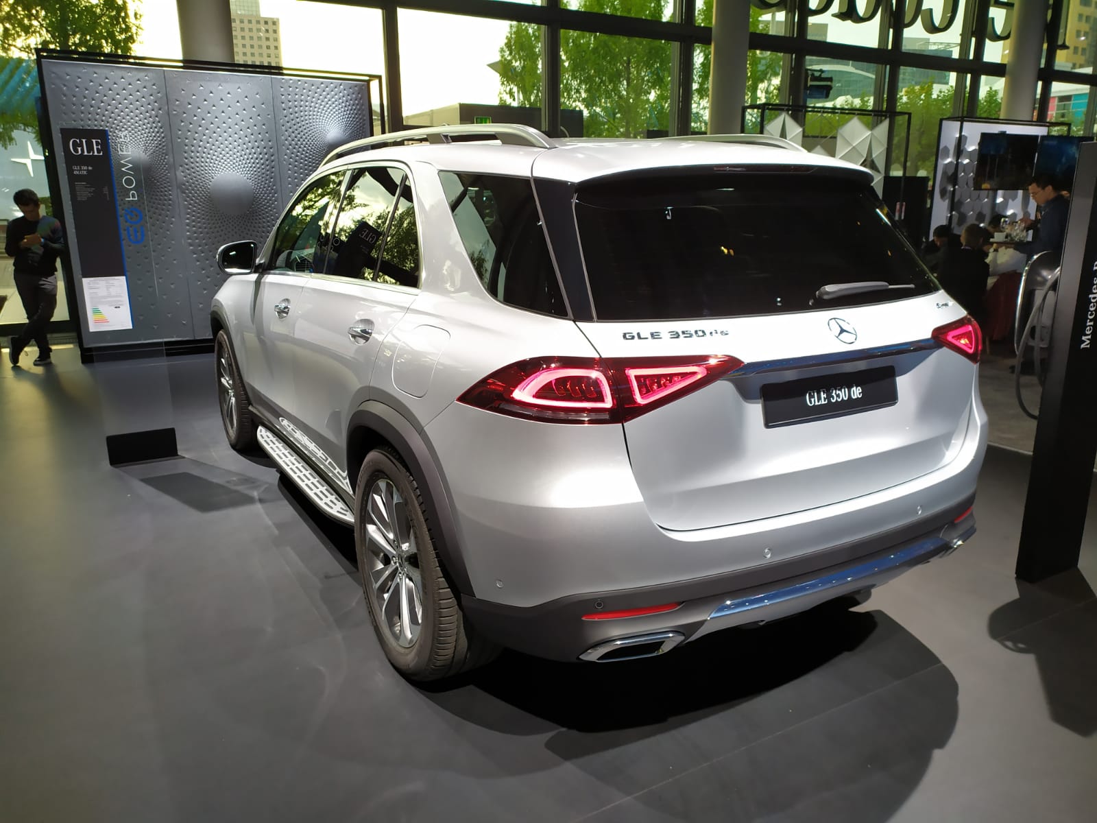 LIVE Frankfurt 2019 - Noile Mercedes-Benz GLE 350 de și GLC 300e