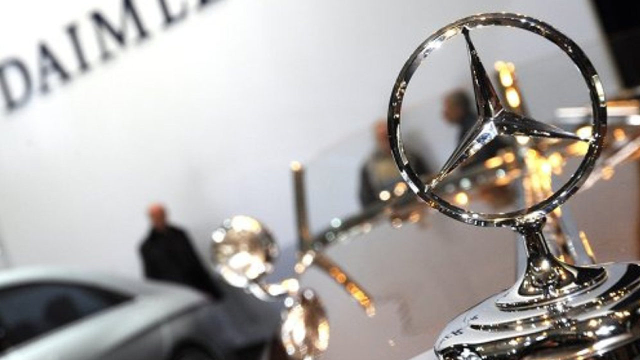 Anunț important al Daimler: Mercedes-Benz se separă de Daimler Truck