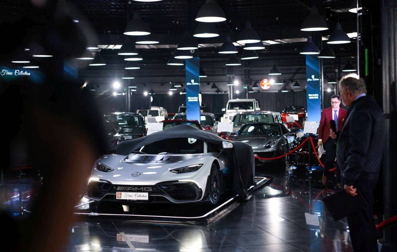 Galeria Țiriac Collection are un nou exponat: Mercedes-AMG ONE