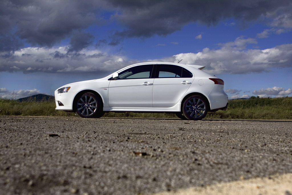 Mitsubishi Lancer Sportback Ralliart 2.0 T 240 CP - AutoExpert